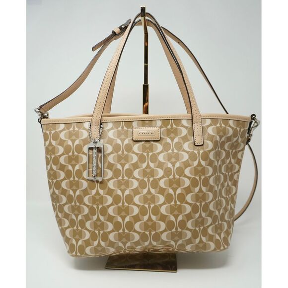 Coach | Bags | Coach Signature Park Metro Dream Convertible Tote ...
